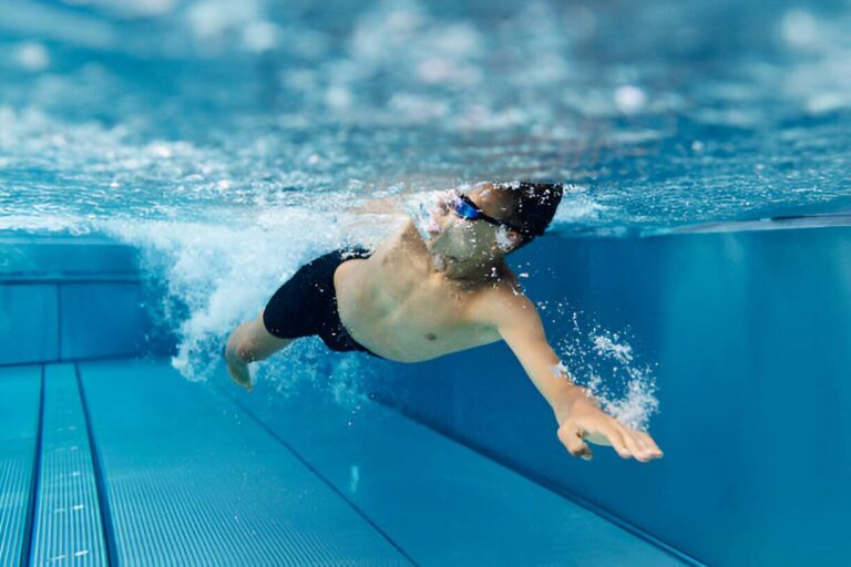 What Swimming Stroke Is The Fastest? | HydroSplash Swimming